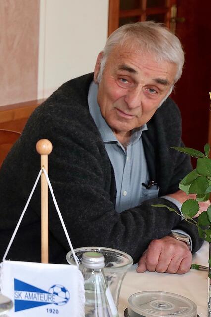 SK Amateure Steyr: Horst Wesp ist seit Beginn ein Blau Weißer - Steyr ...