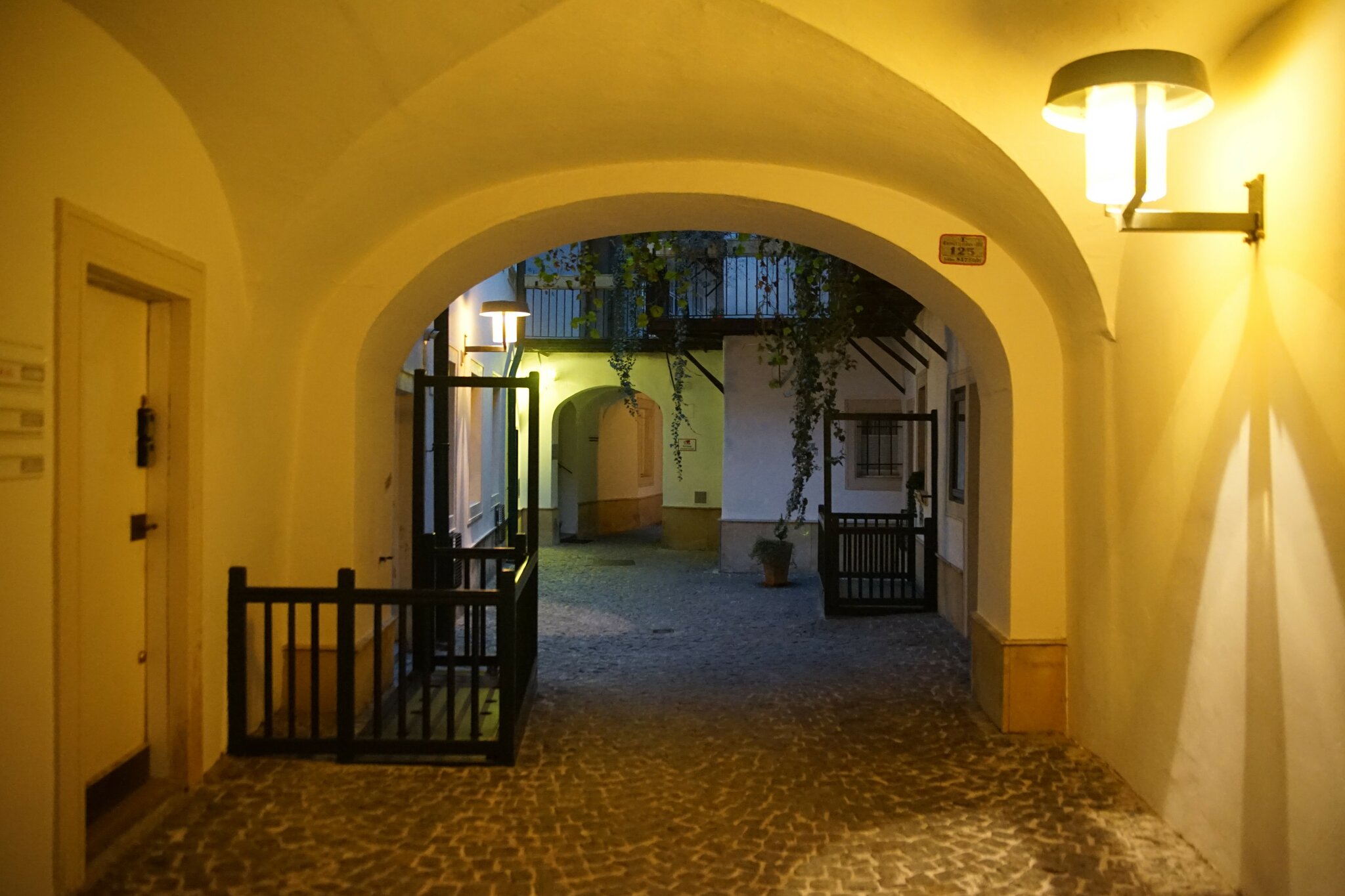 Altes Wien: Wiener Innenhof - Liesing