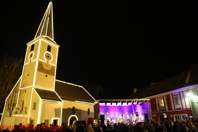 Archiv: Damals & Heute: Der HAUPTPLATZ in TRAISKIRCHEN von 1400 - 2020 ...