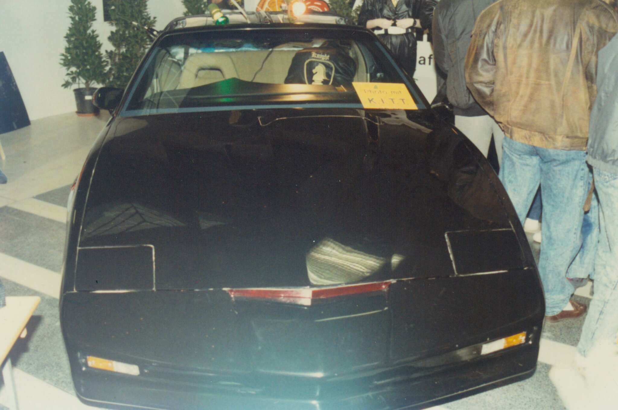 Knight Rider: David Hasselhoff versteigert seinen originalen KITT - Baden