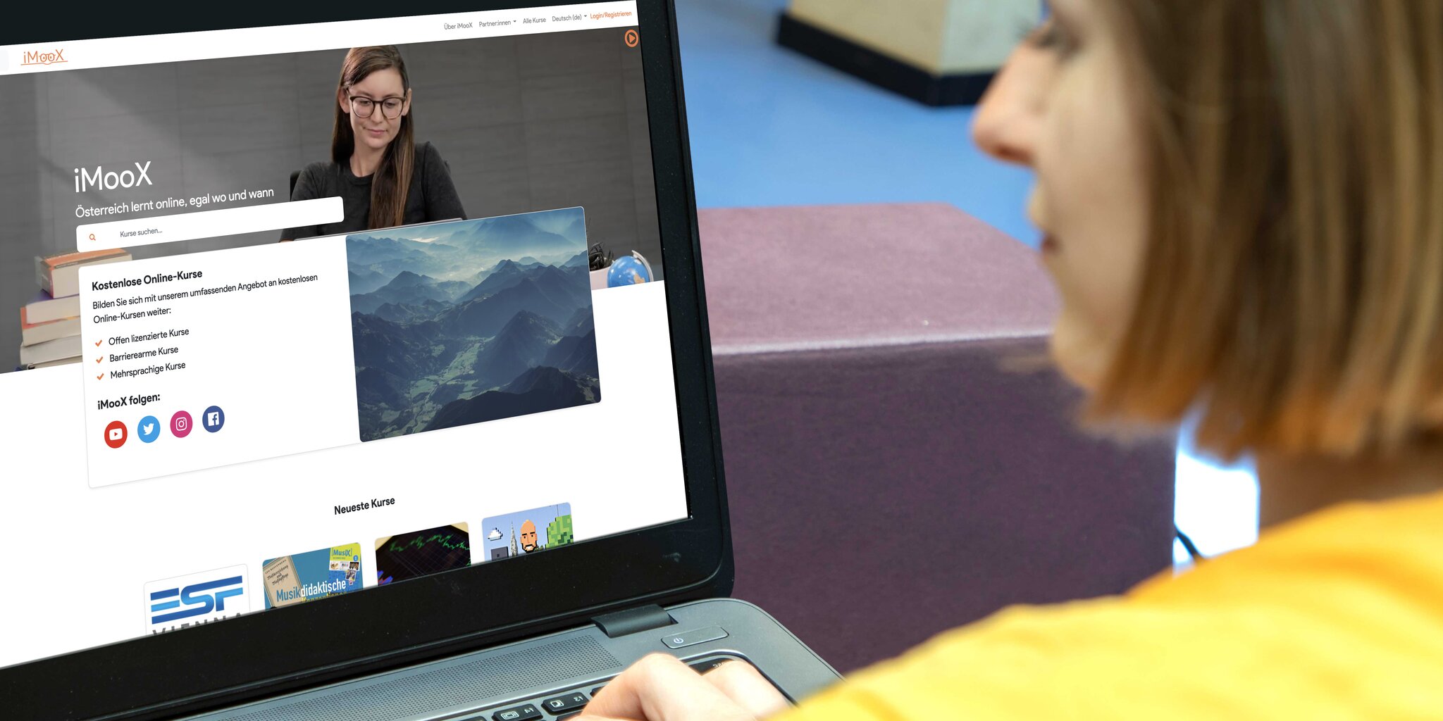 Vom Hörsaal in die eigenen vier Wände: Lernplattform iMoox wächst ...