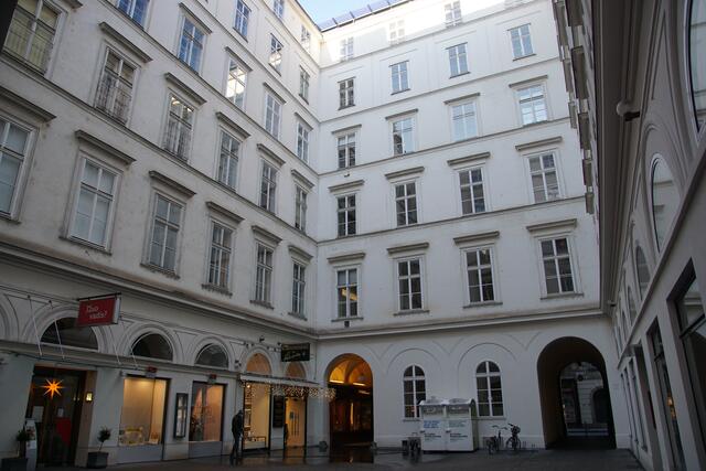 Innenhöfe: Altwiener Innenhof - Zwettlhof - Liesing