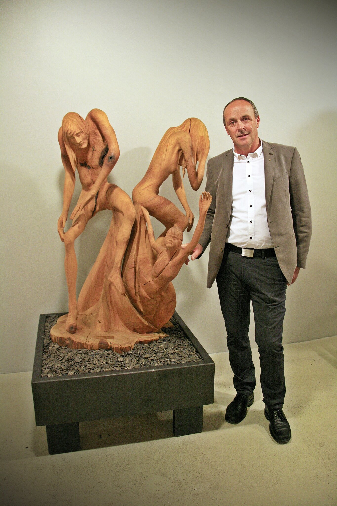 Zirler Künstler bring Buch heraus: Ferdinand Lackner – „Lebenswerke ...