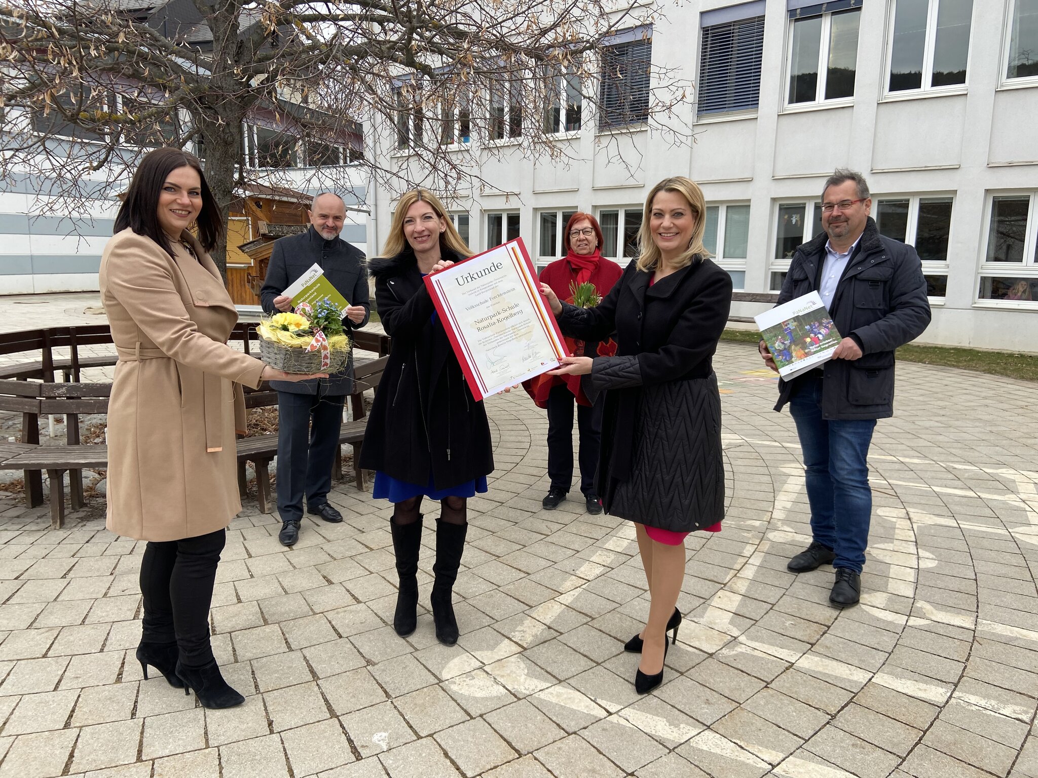 Volksschule Forchtenstein: 30. Naturparkschule im Burgenland - Mattersburg