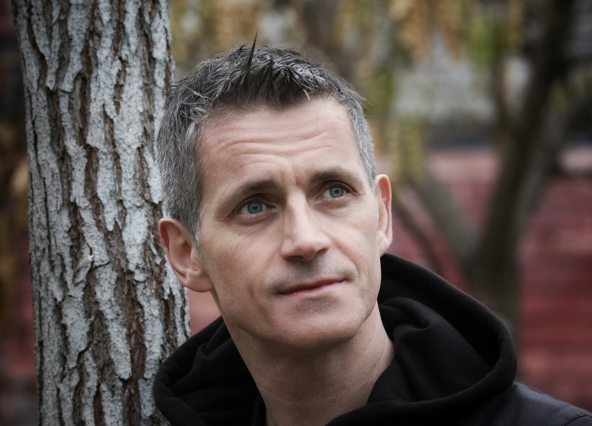 Interview: Rainer Weidlinger schreibt über die "Böse Gute Zeit" - Schärding