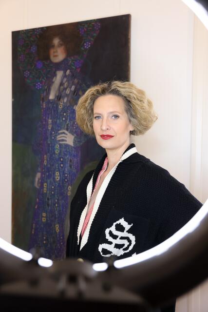 Klimt-Villa in Hietzing: Exklusives Foto-Shooting mit Lili Paul ...