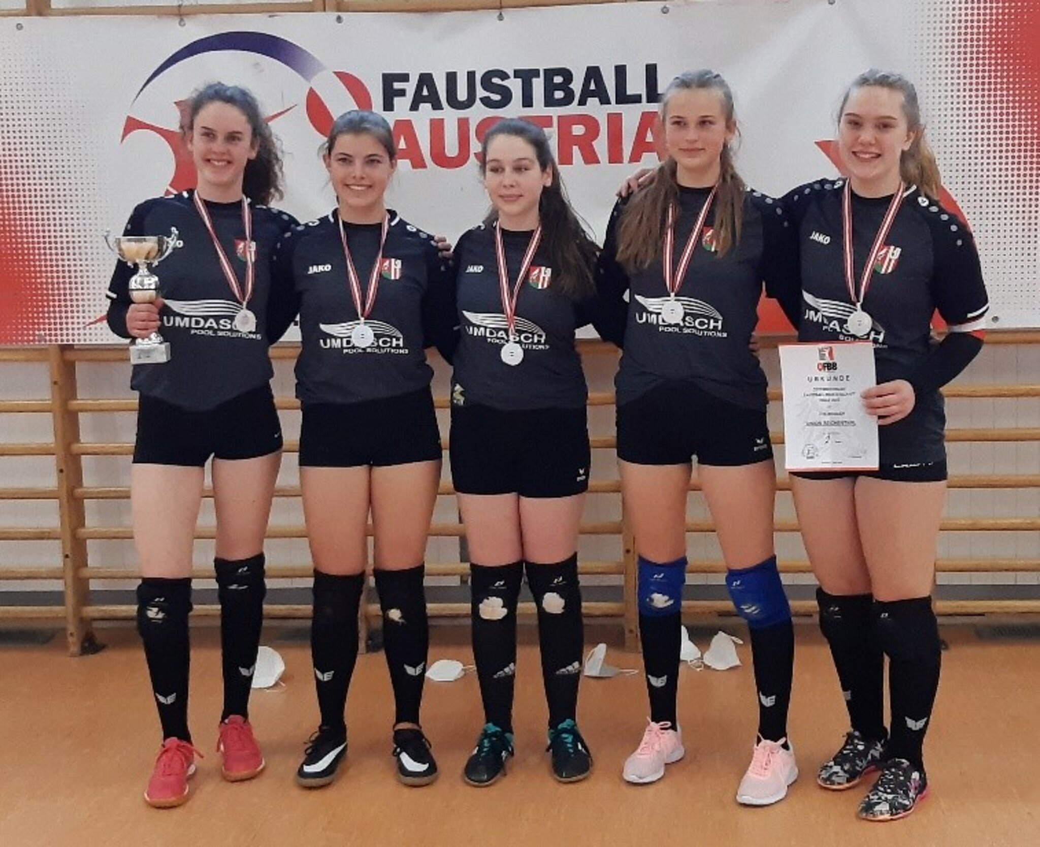 Faustball: Reichenthalerinnen holten Silber bei U16 ...