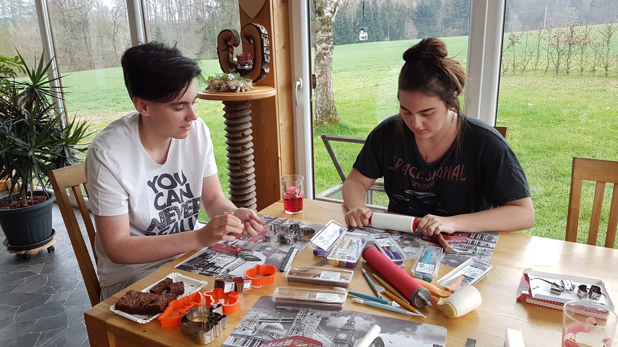 Projekt für "Felix Familia" nominiert: Märchenreise mit der Bücherei Roitham - Salzkammergut