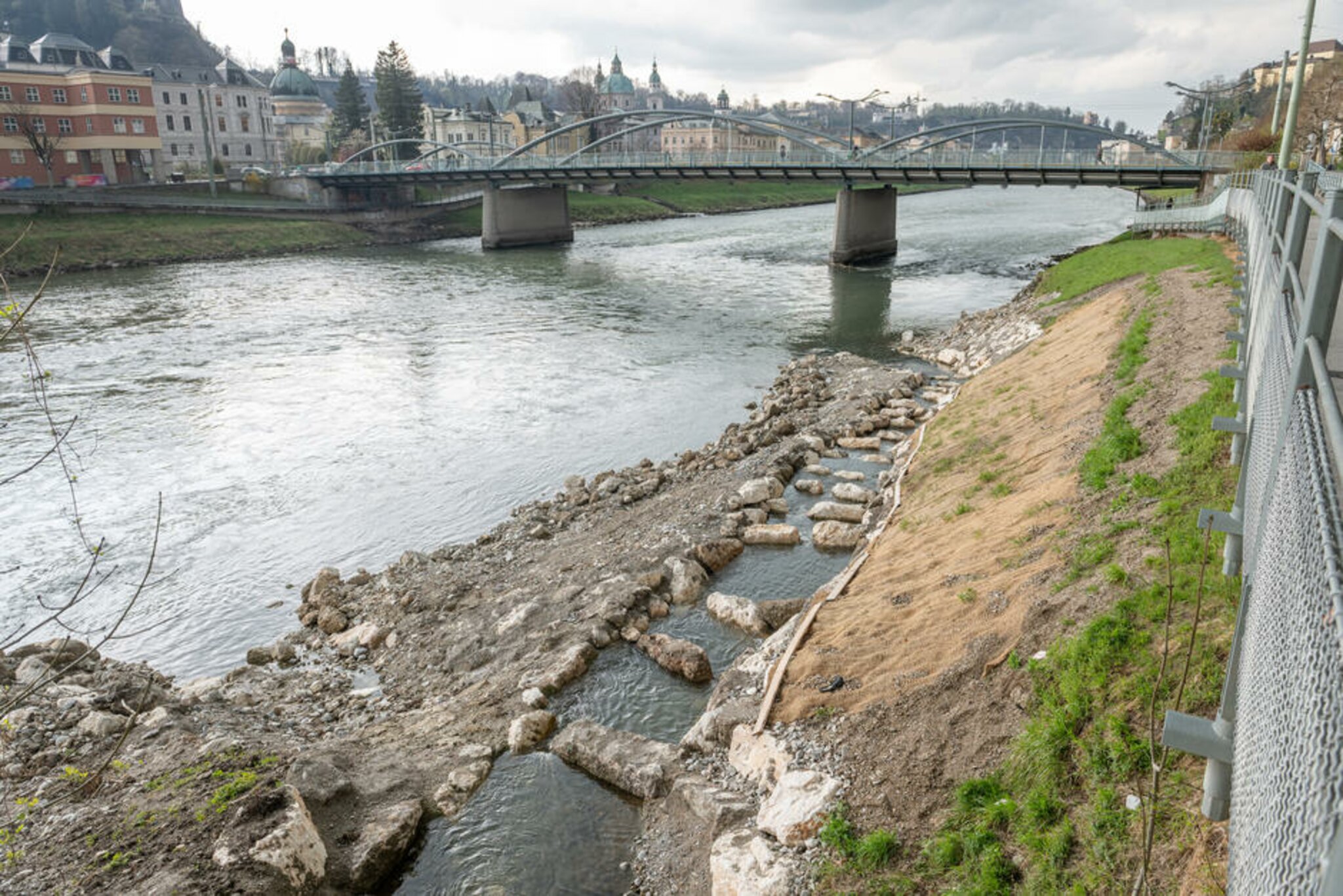 Renaturierung: Fischaufstieg von Salzach in Gersbach umgesetzt ...