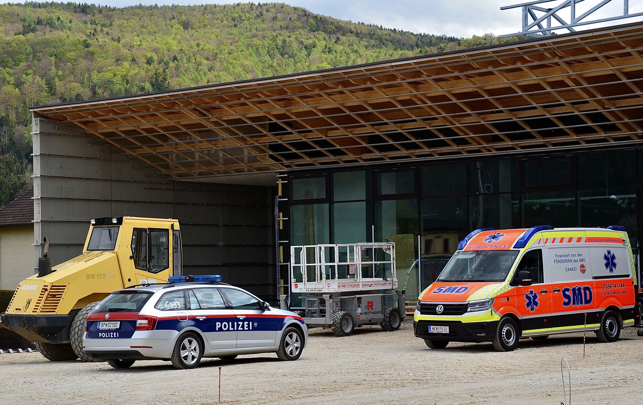 Scheiblingkirchen-Thernberg: Baustellen-Unfall – Mann stürzt auf ...