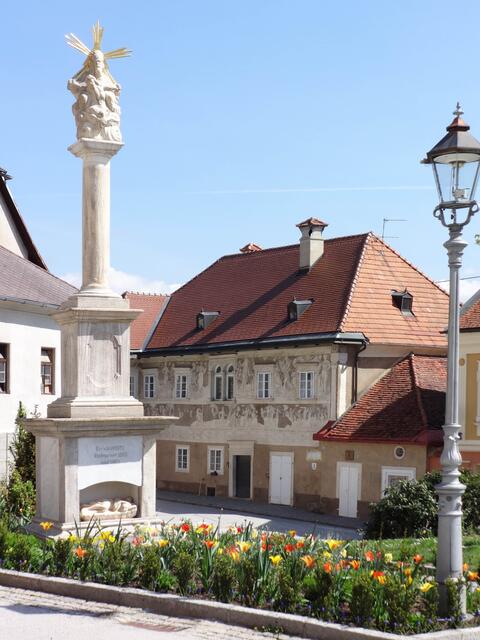 Althofen: Wunderschöne Altstadt in Maien-Stimmung - St. Veit