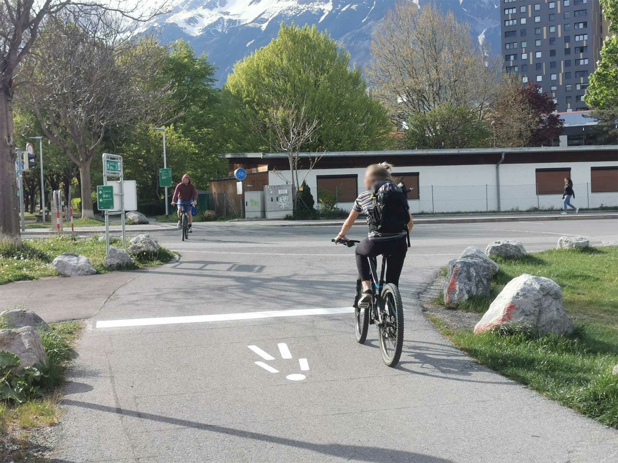 Sicherheit am Spielplatz: Trassentausch in Rum – nicht jeder ist ...