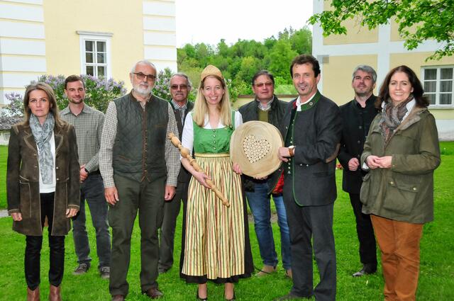 Gratulation: Kiefernprinzessin Julia I hat geheiratet - Gmünd