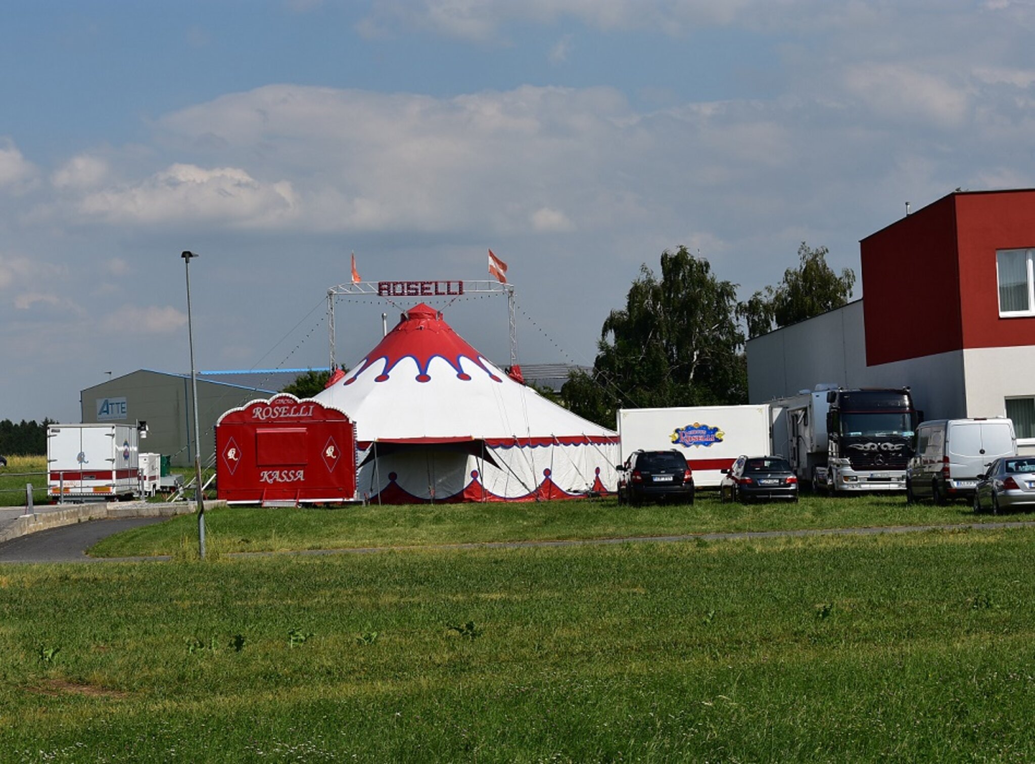 Circus Roselli gastiert in Groß Siegharts - Waidhofen/Thaya