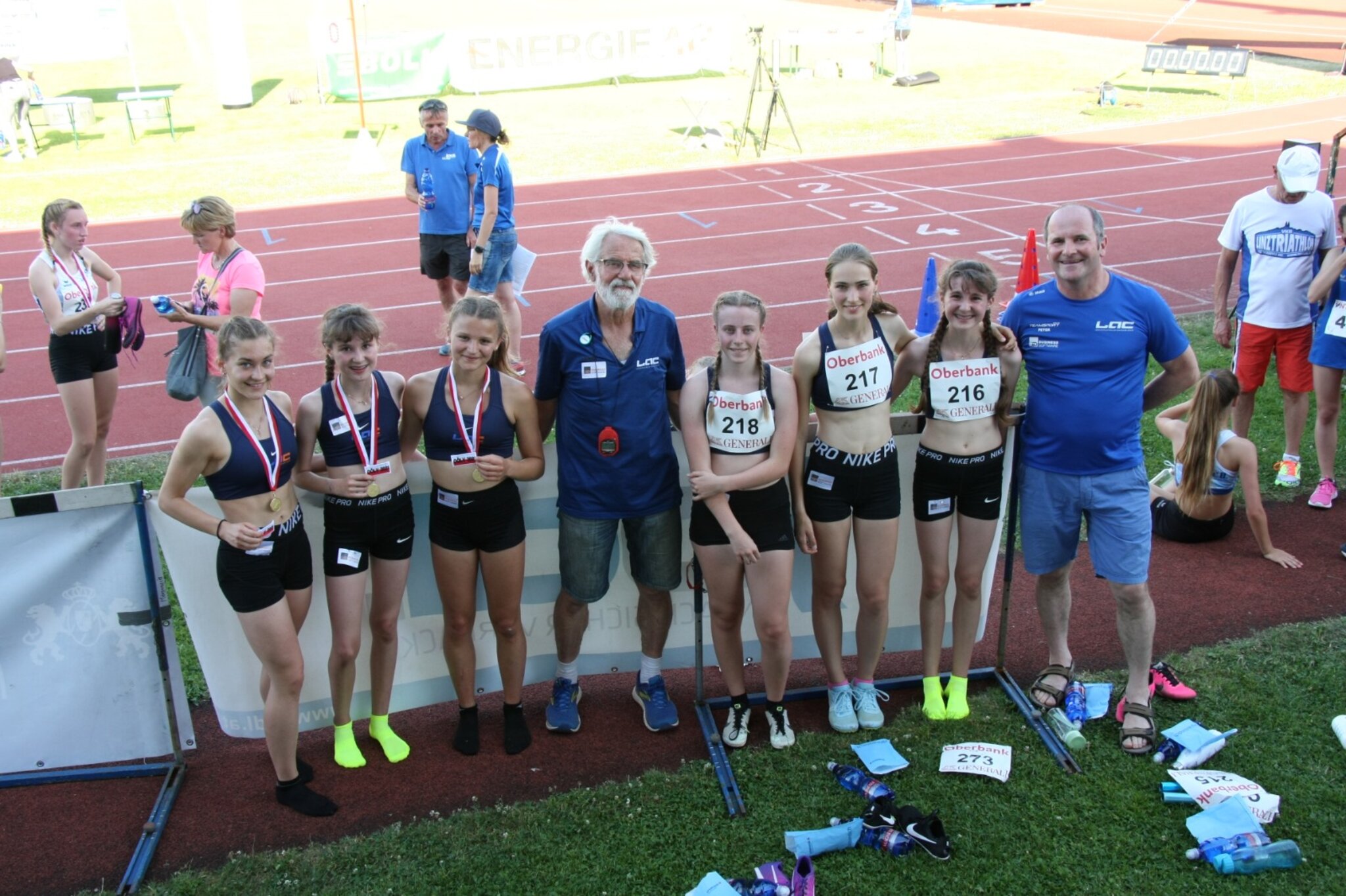 LAC Amateure Steyr: Gold für Mädchen U16 Staffel, Kreundl und Pfeil ...