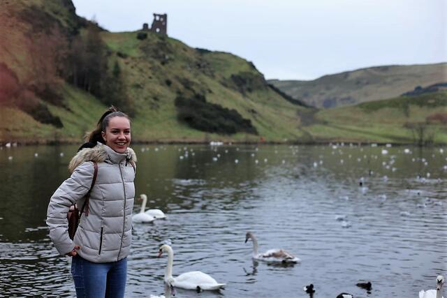 Laura Posch aus Kalwang: Studieren, wo Feen Tränen vergießen - Leoben
