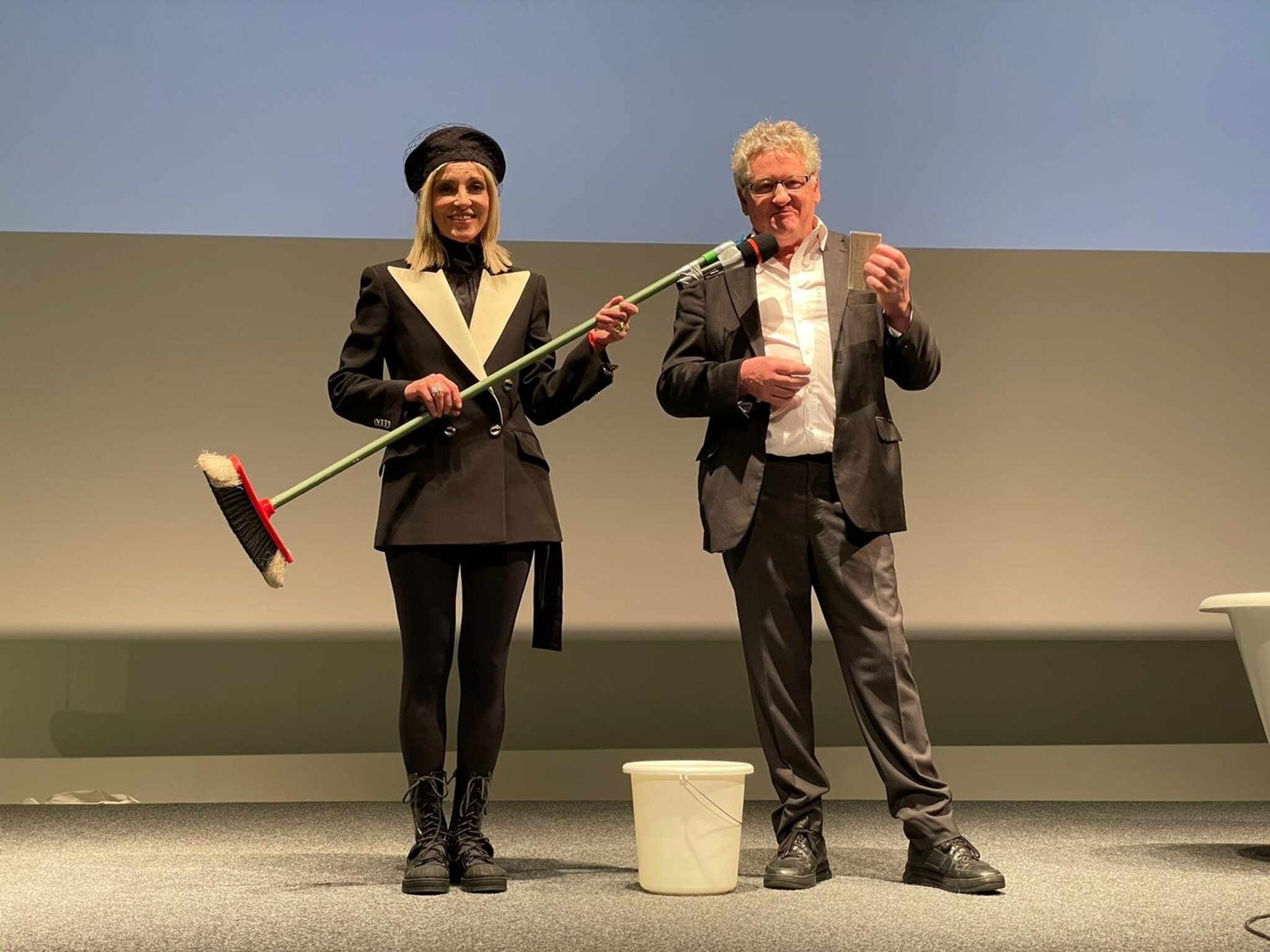 Theater auf der Wieden: "Asoziale Ehe" im DISTRICT4art - Wieden