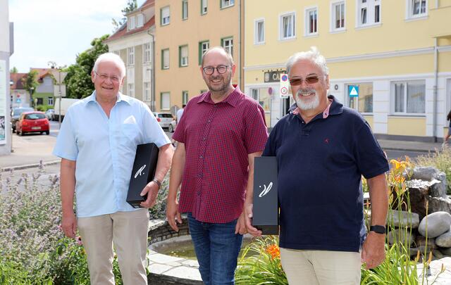 Verabschiedung für zwei Legenden - Wiener Neustadt