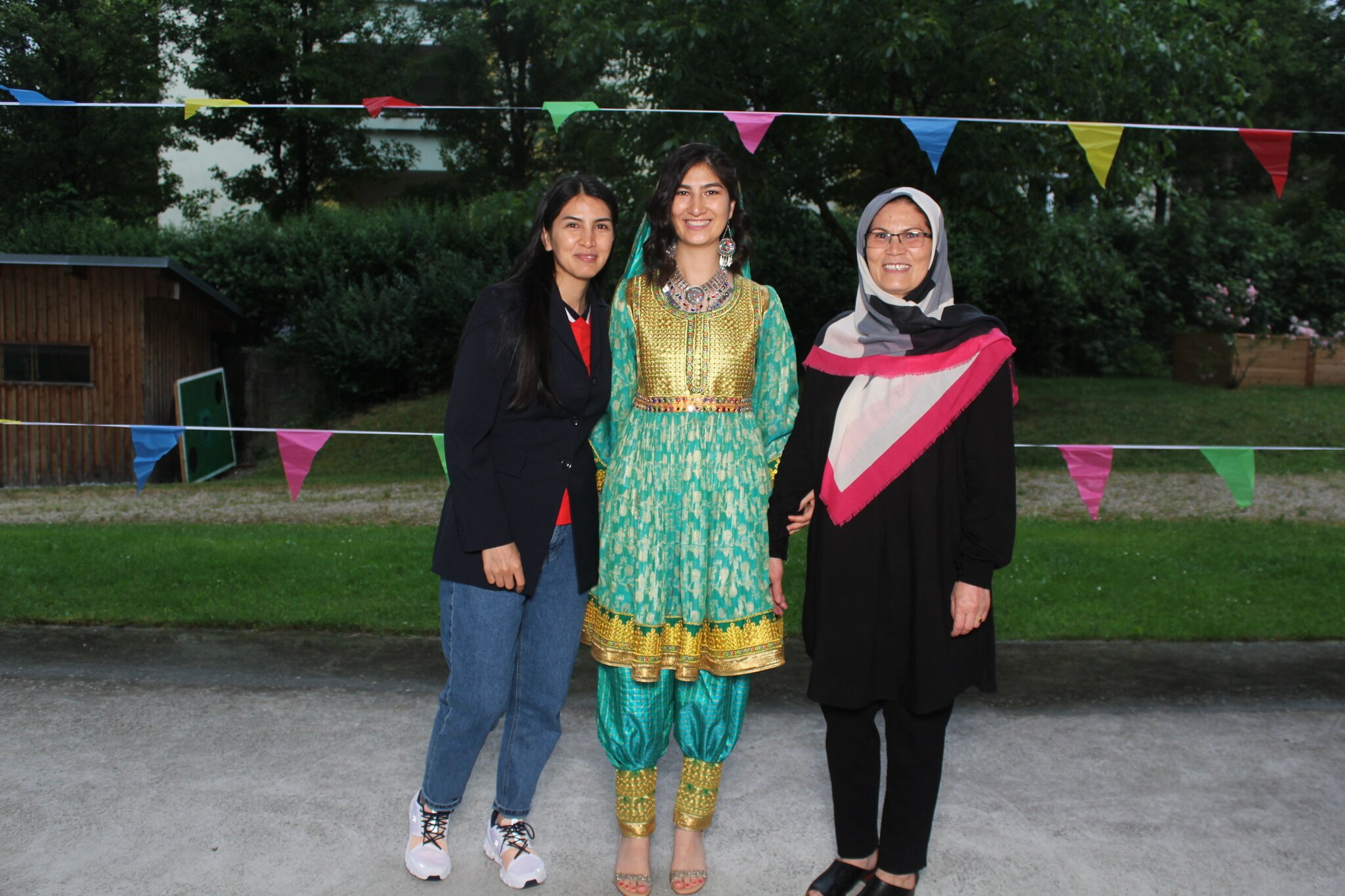 BRG/BORG: Junge Afghanin maturiert in Kirchdorf - Kirchdorf