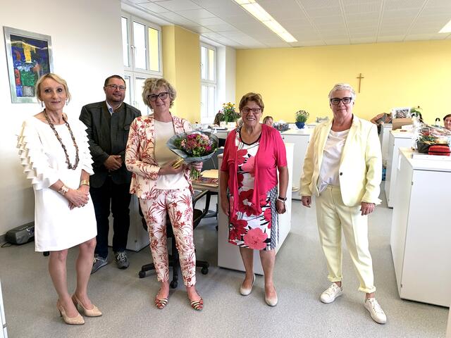 Mittelschule Sieghartskirchen: Letzter Schultag für Andrea Bach-Aigner ...