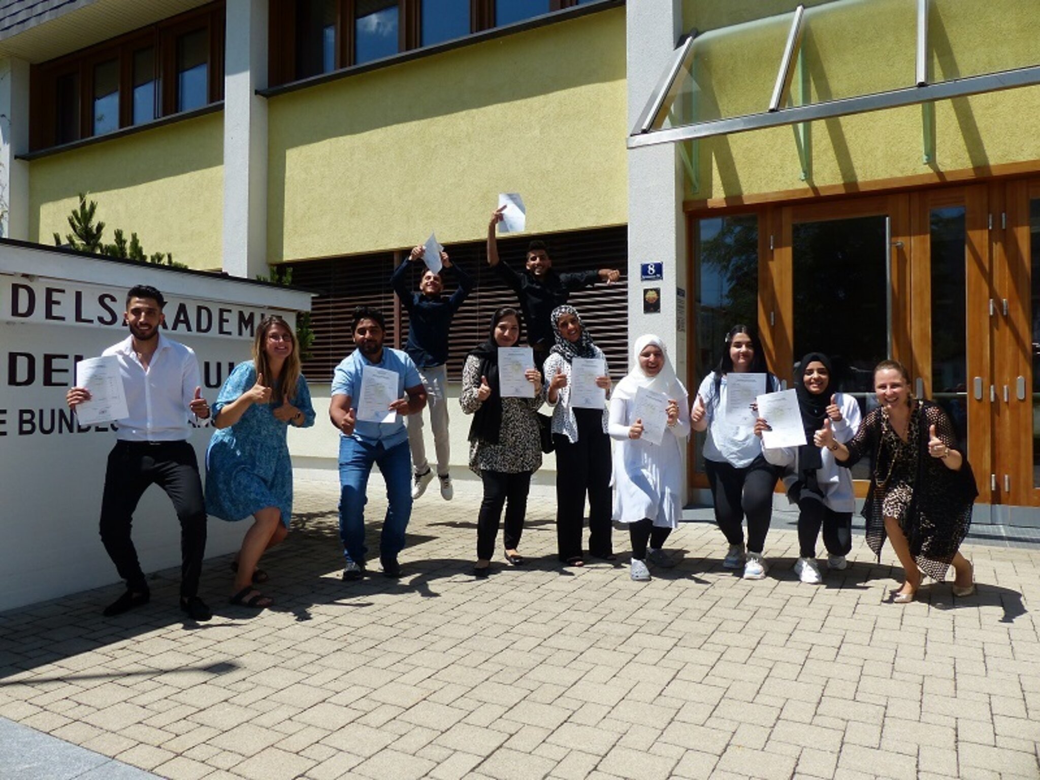 Eine besonders lieb-gewonnene Schüler/innengruppe verlässt die HAK ...