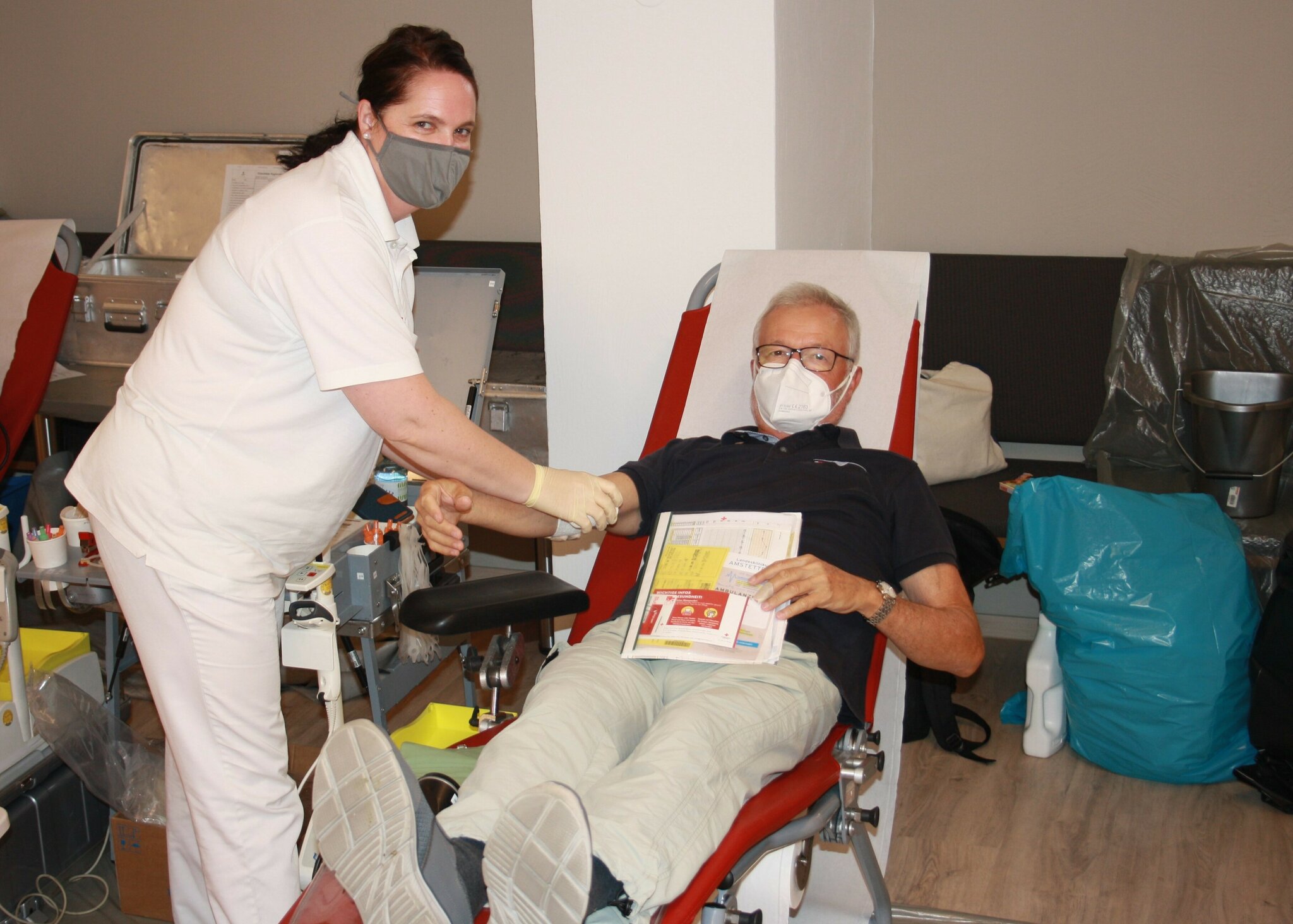 Lebensretter: Warum Amstettner ihr Blut spenden - Amstetten