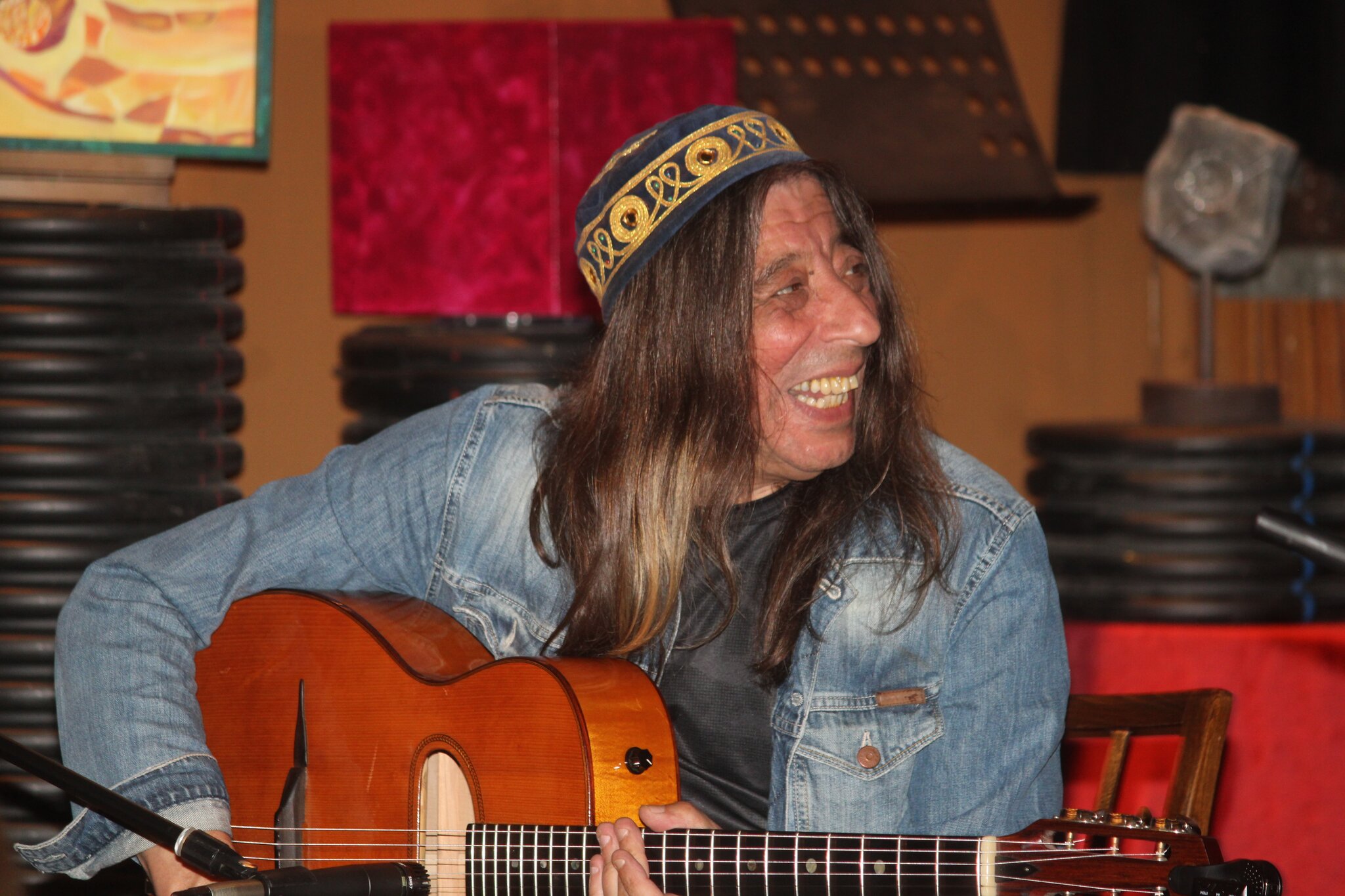 Gitarren Legende: Harri Stojka spielte mit seinem Hot Swing Trio - Weiz