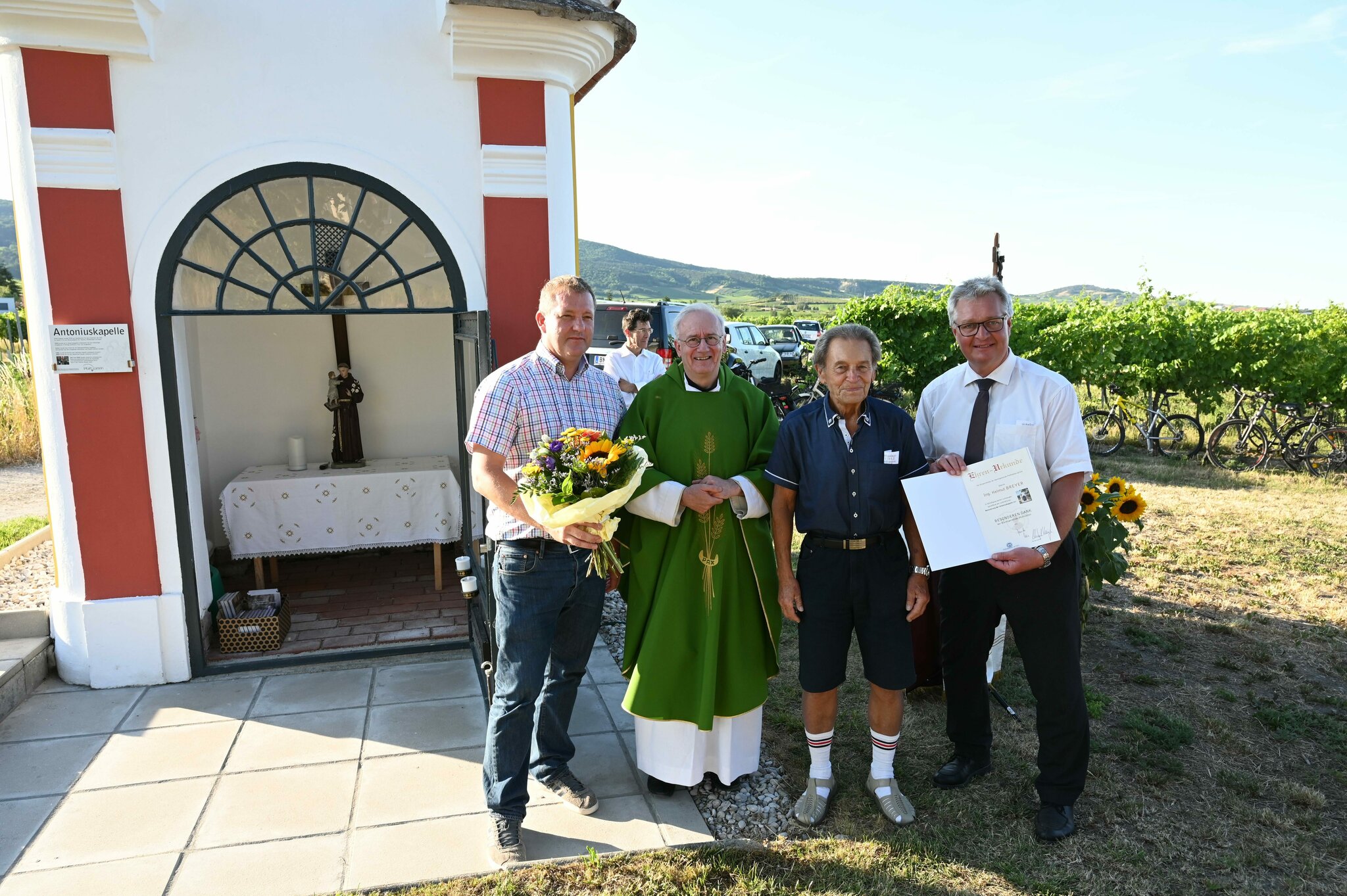 Neuer Glanz für Pfaffstättner Pest-Denkmal: Antoniuskapelle umfassend ...