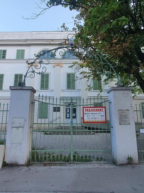 Archiv ...: Damals & Heute: BADEN: Schloss Braiten mit Pavillon und ...