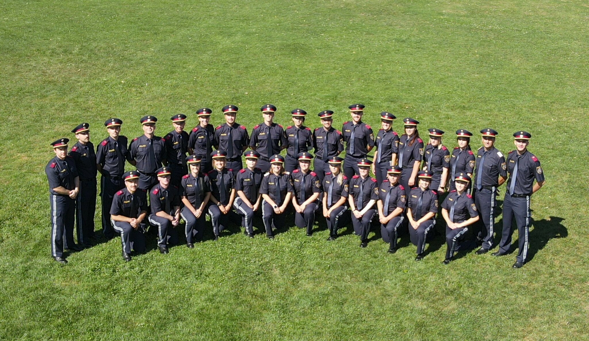 Ausbildung absolviert: 79 neue Polizistinnen und Polizisten für die ...