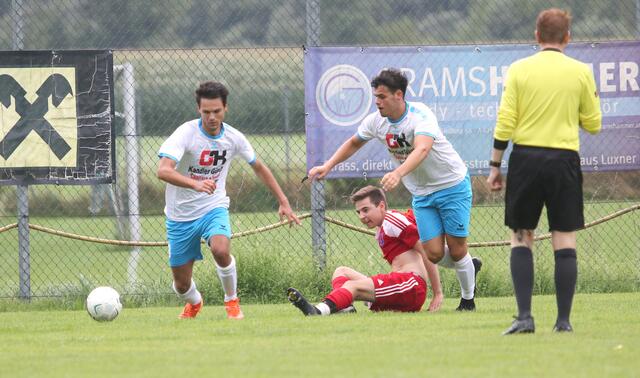 Buch in Tirol: Stumm schockt FC Buch in der Nachspielzeit - Schwaz
