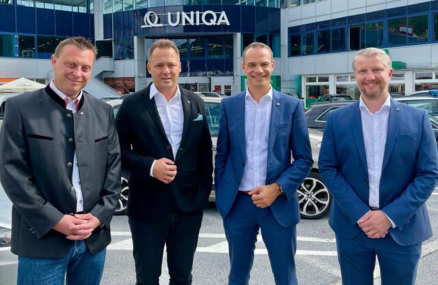 Neuer UNIQA Direktor Zentner auf Antrittsbesuch im Oberland: Michael ...
