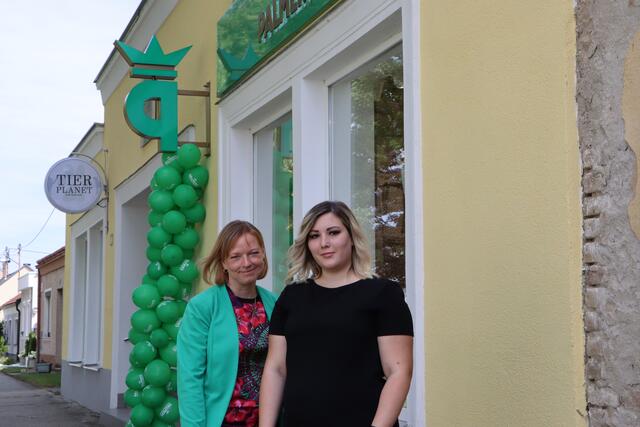 Neueröffnung: Palmers und Kindermoden-Geschäft in Hohenau eröffnet ...