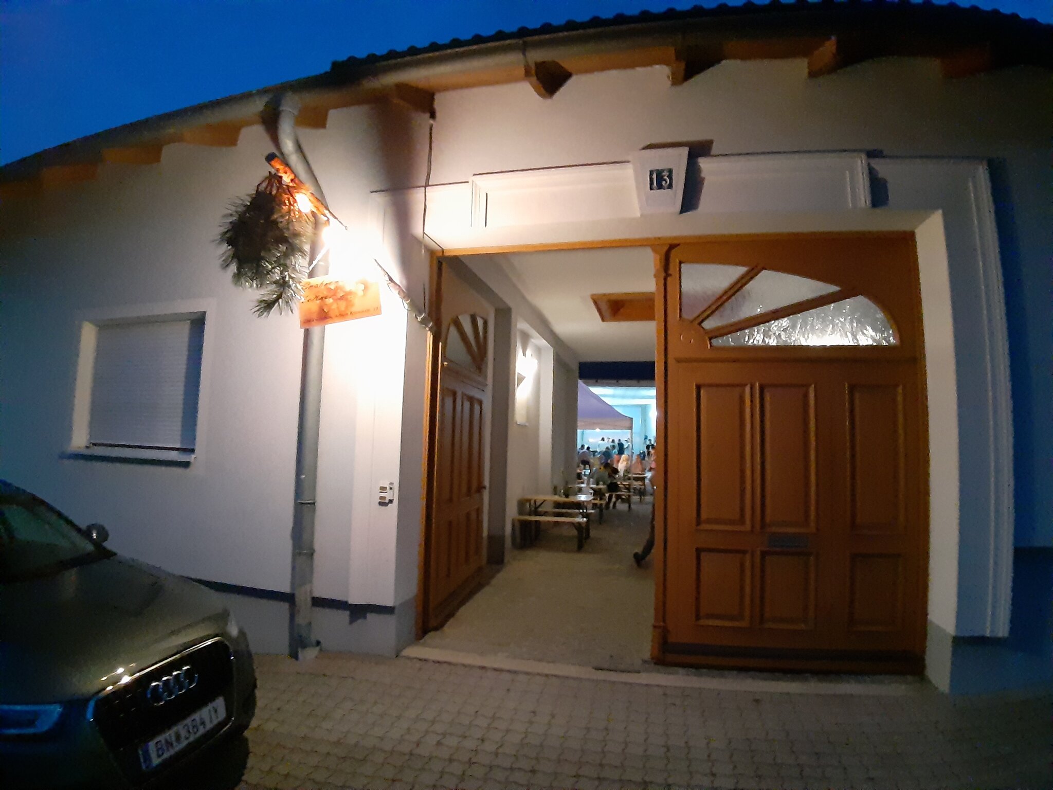 Heuriger wie früher.: Heuriger Grabner-Leitner in Bad Vöslau - Baden