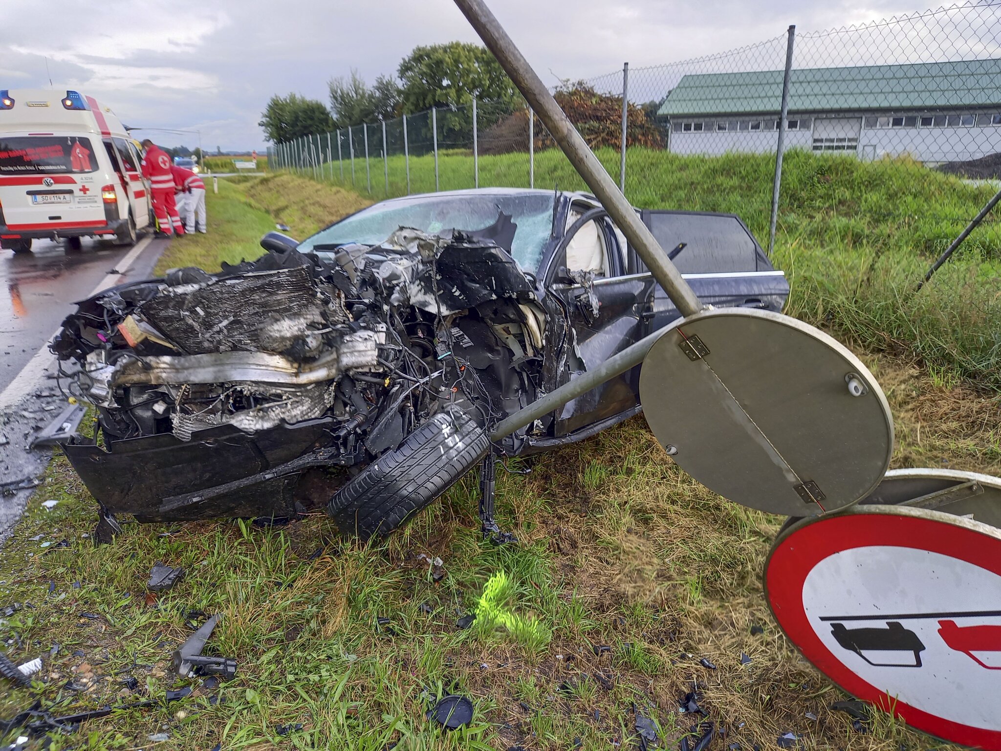 Unfall: Grieskirchener verursacht schweren Verkehrsunfall auf der B137 im Bezirk Schärding ...