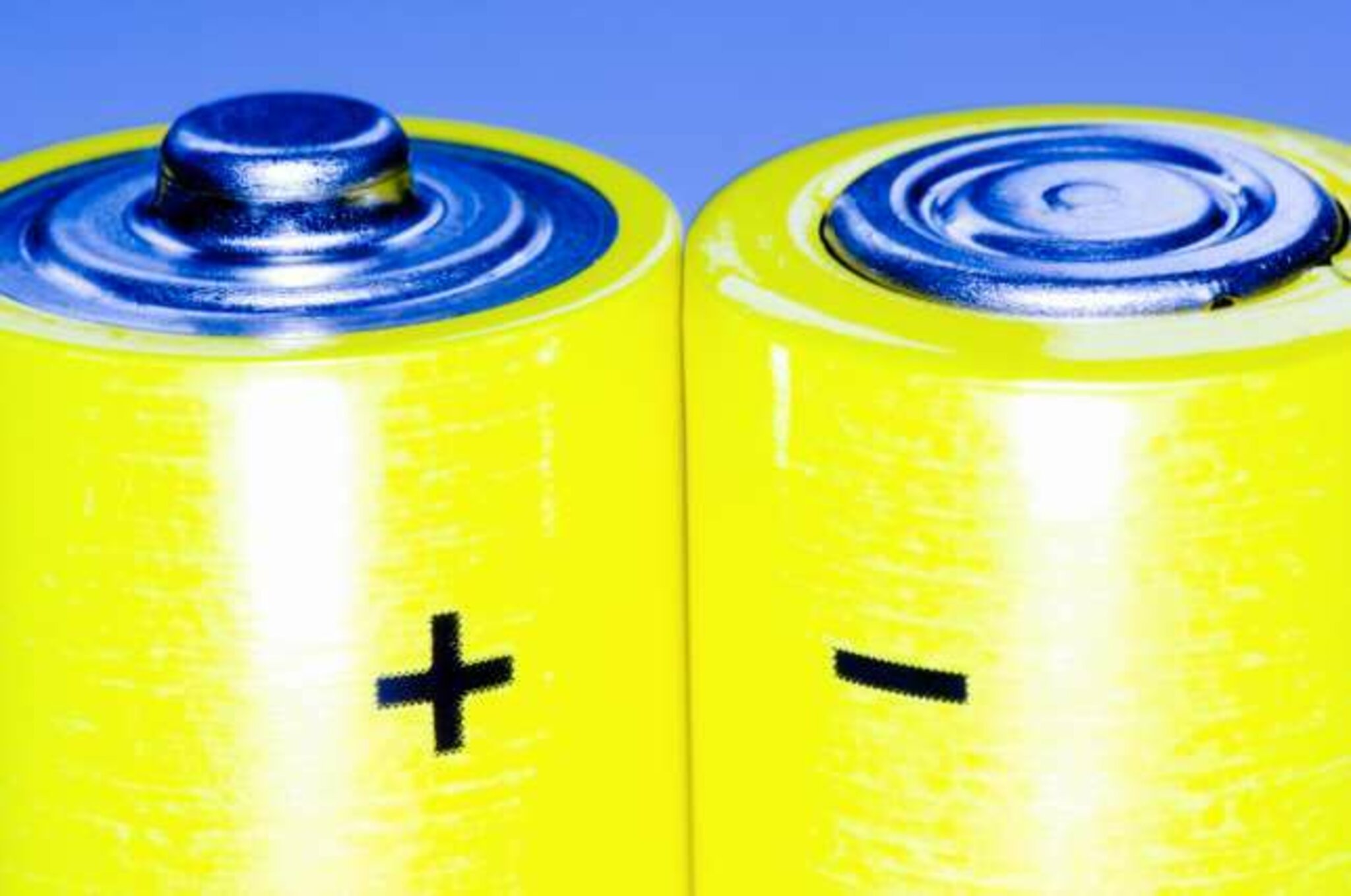 Plus Minus: PLU MINUS die mathematischen Zeichen - Bruck an der Leitha