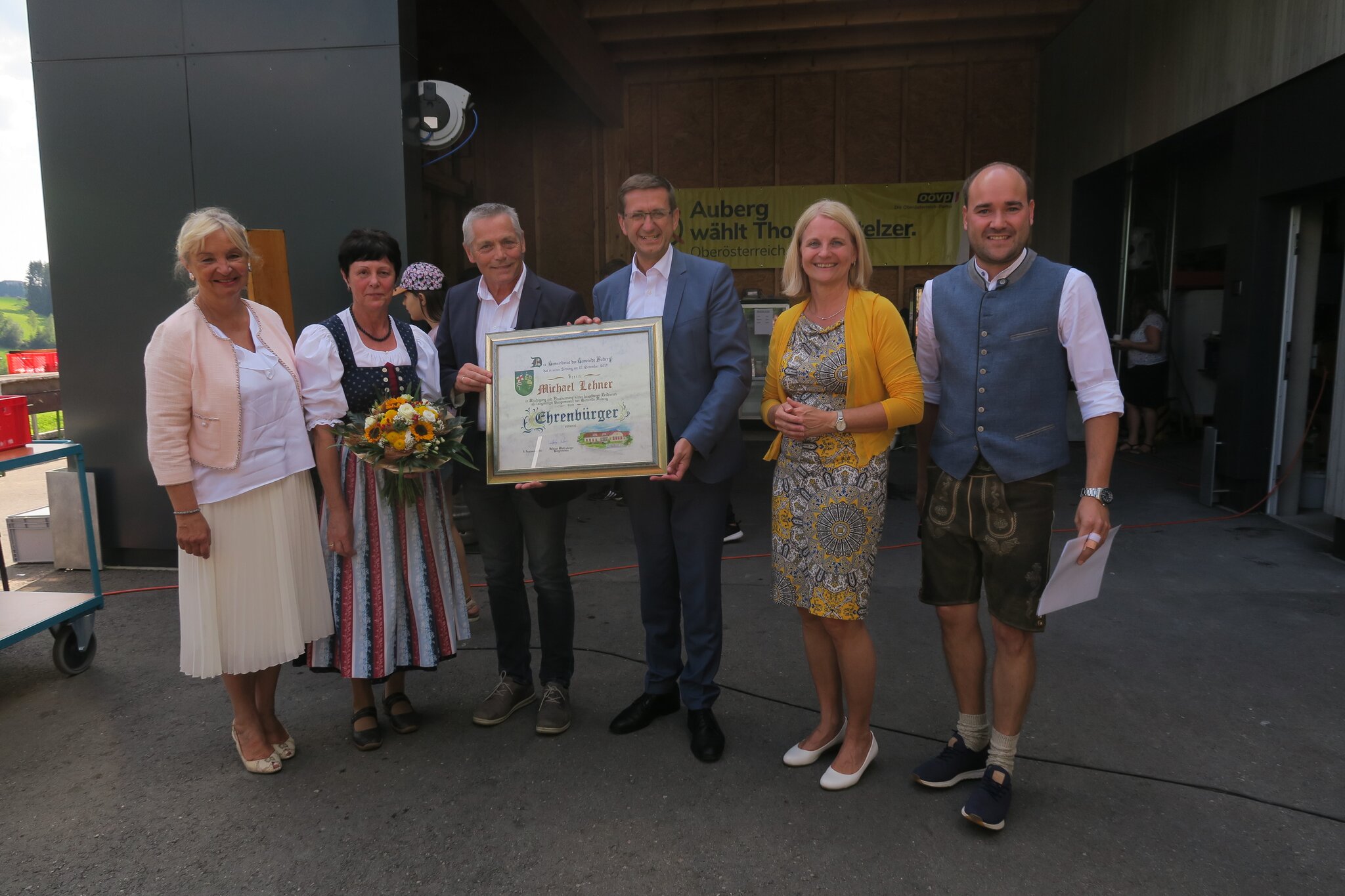 Auberg: Altbürgermeister Michael Lehner wurde zum Ehrenbürger ernannt ...