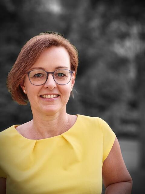 Interview: Margit Parzer ist neue "Chefin" an der HBLW und FH Ried - Ried