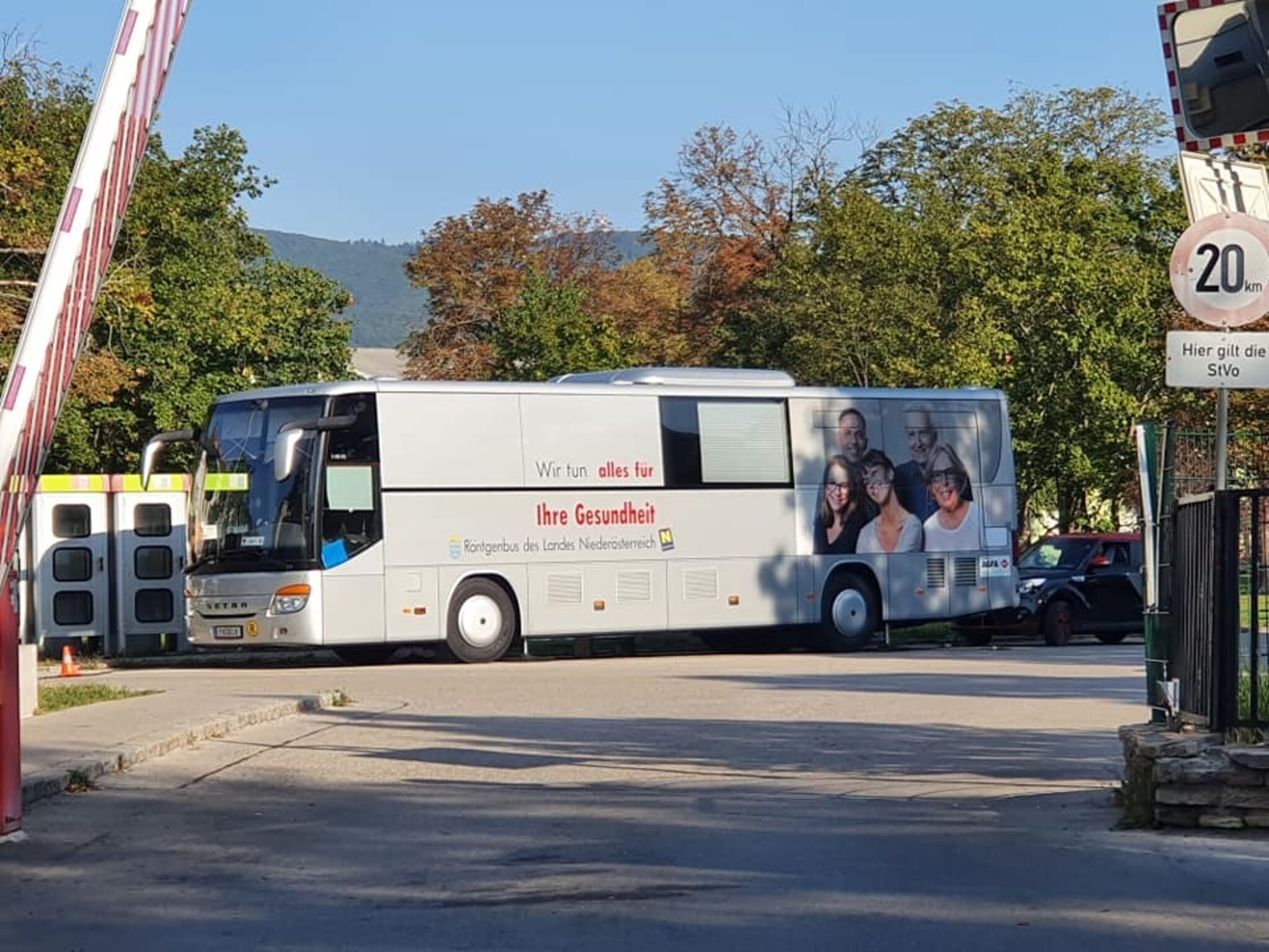 Corona-Alarm im Lager Traiskirchen:...: Asylcluster in Traiskirchen mit ...