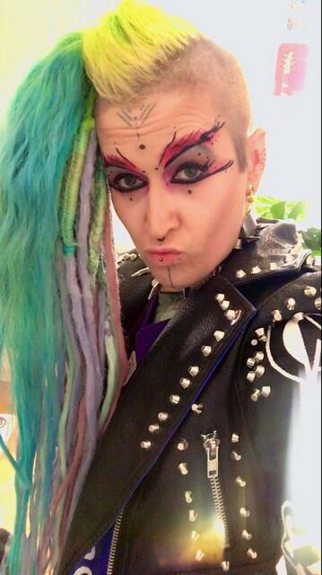 Alice Erik Moe im Interview: "Das Recht, zu sein, hat jede Person" - Linz