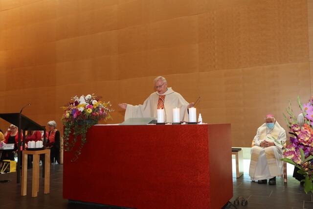 Kirche: Pfarre Resthof feierte doppelt - Steyr & Steyr Land