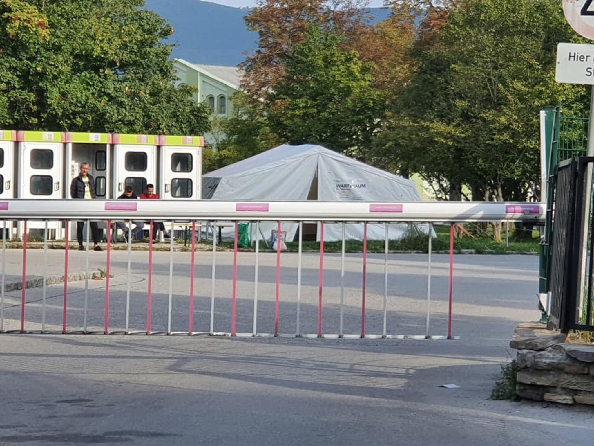 Corona-Alarm im Lager Traiskirchen:...: Asylbetreuungsstelle ...