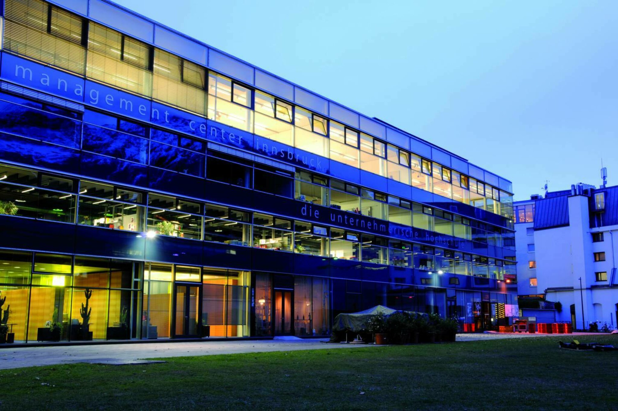 Weltweites Ranking: MCI zum dritten Mal unter den besten 25 Hochschulen ...