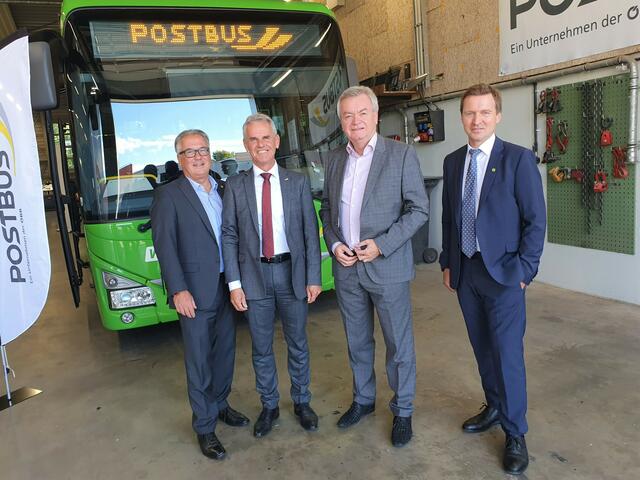 Neue Verkehrs-Leitstelle in Graz: Postbus auf der Datenautobahn - Graz