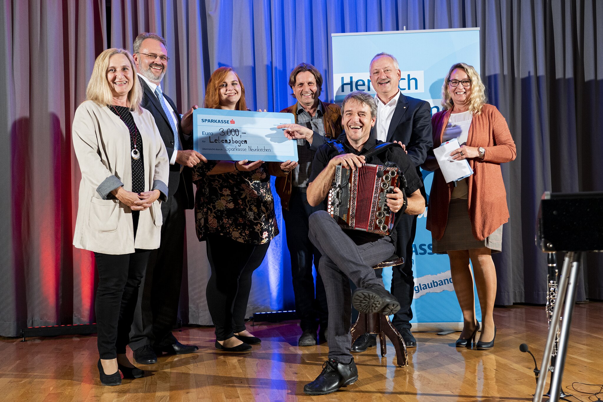 Grünbach am Schneeberg: Sparkassen-Benefiz für den Verein Lebensbogen ...