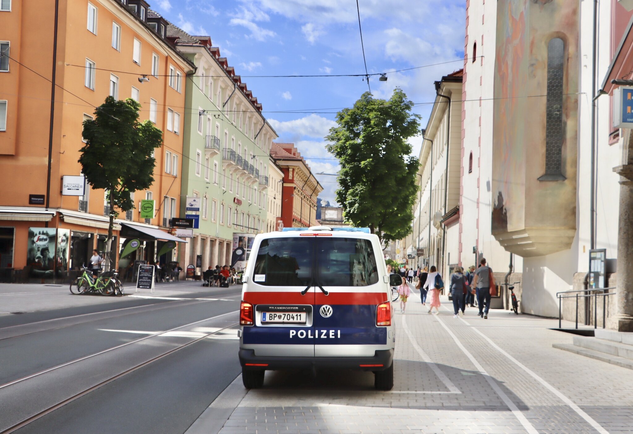 Polizei Innsbruck: Nötigung und schwere Körperverletzung - Innsbruck