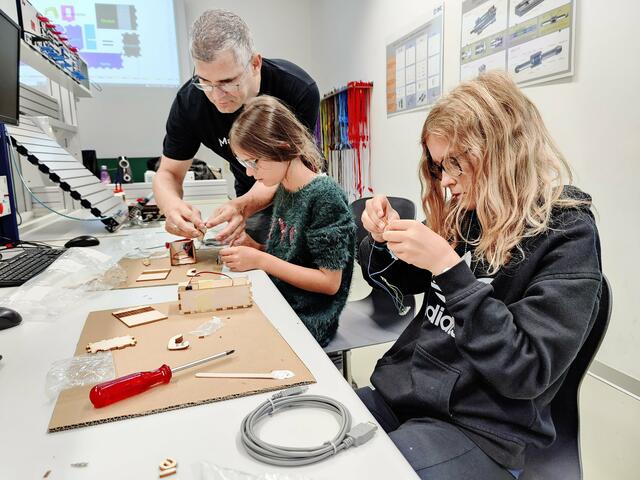 Freetime Learning für Kinder / Verein MakerSpace[A]: Verein MakerSpace[A] startet ab 08.10.2021 ...