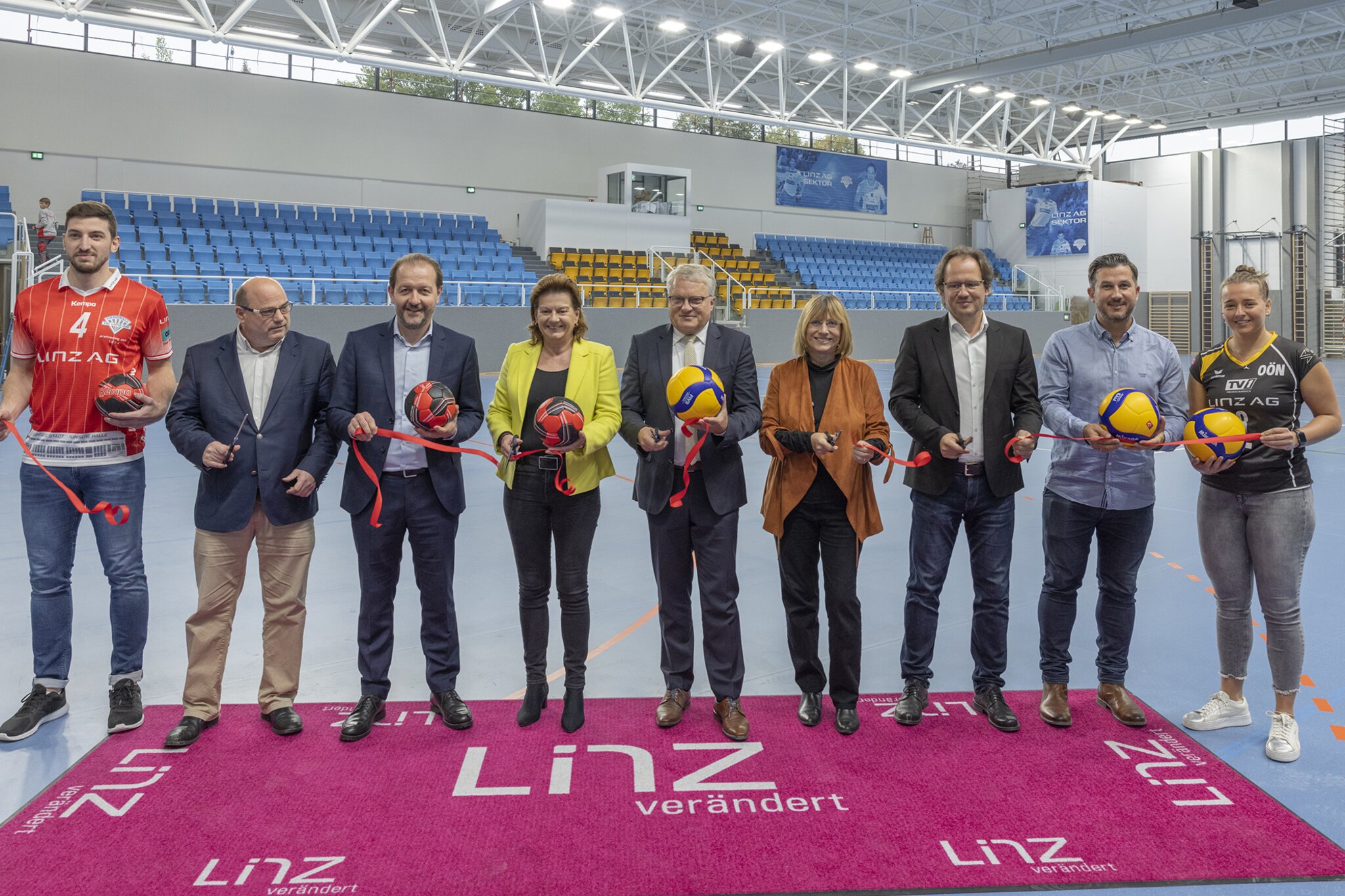 SMS Kleinmünchen: Linzer Bundesliga-Ballsporthalle fertiggestellt - Linz