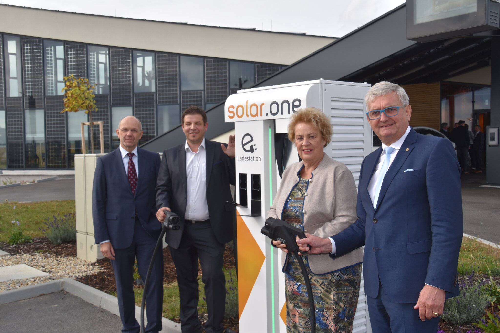 Ohne Ministerin: Stegersbacher Energie-Zentrum "Solar One" eröffnet ...