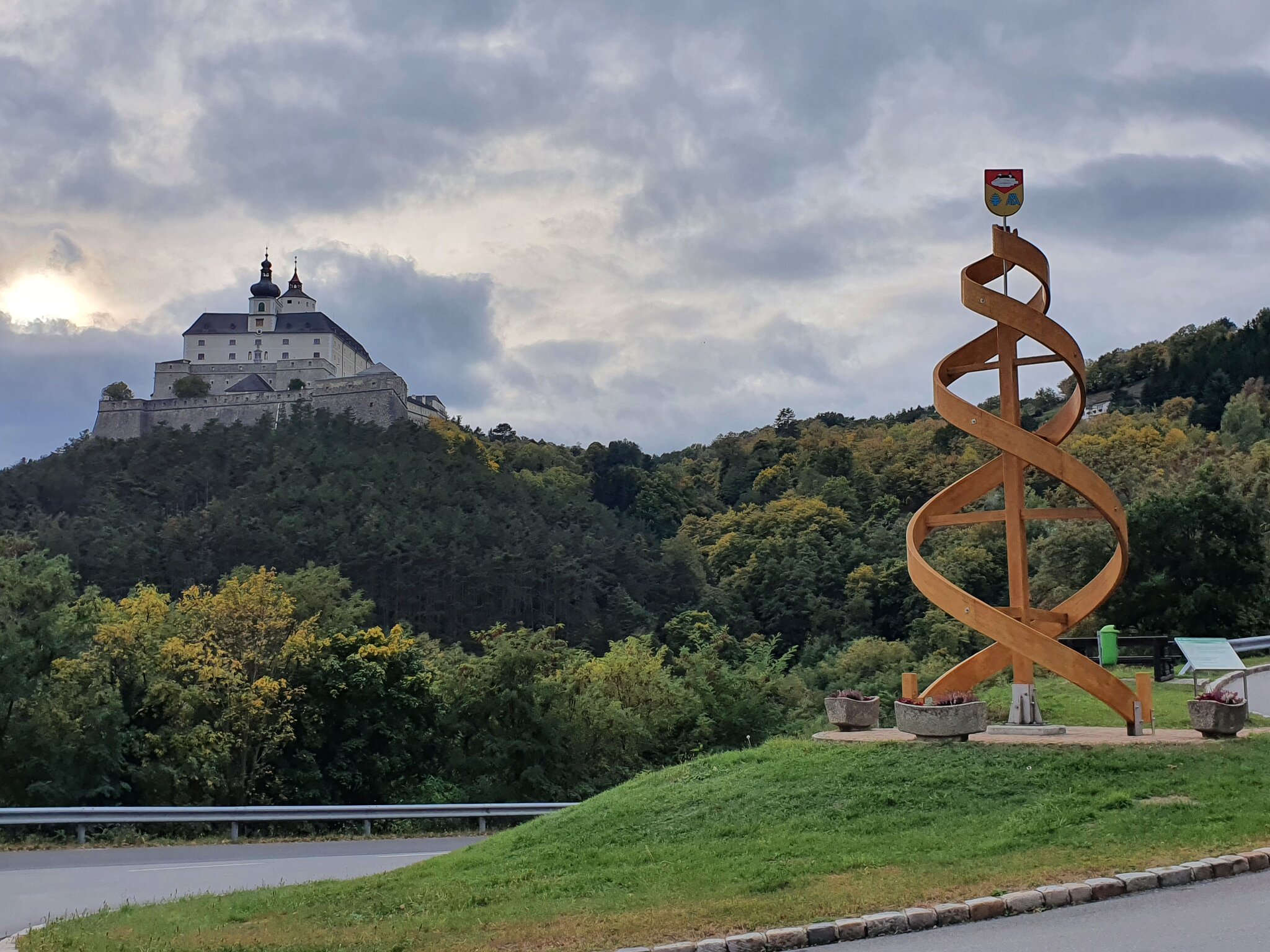 Archiv ...: Damals & Heute: FORCHTENSTEIN: Burg Forchtenstein Bgl. - ab ...